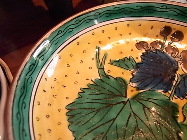 岡仙つれづれ散歩道…青九谷小皿 | 岡仙汲古堂（おかせんきゅうこどう）